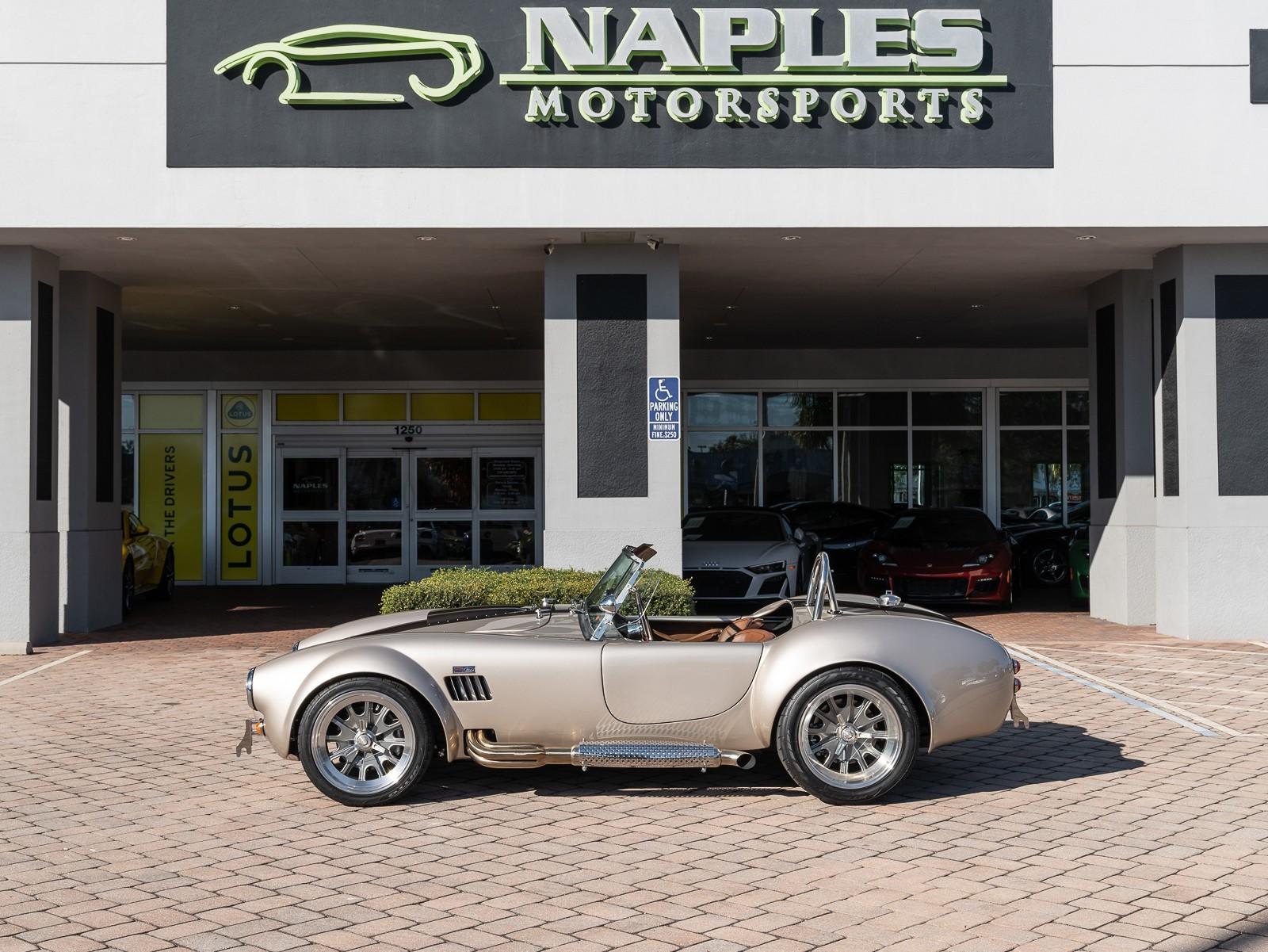 Shelby Cobra 427 Engine